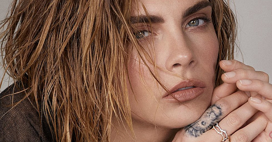 Кара Делевінь з’явилася на обкладинці британського ELLE