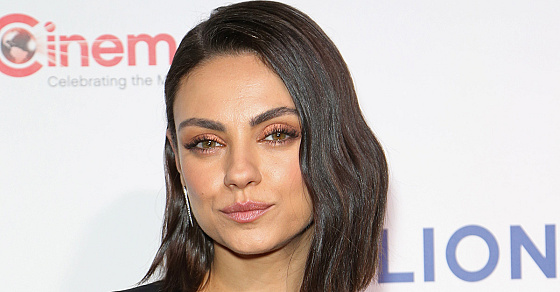 Мила Кунис призвала мир больше реагировать на войну в Украине