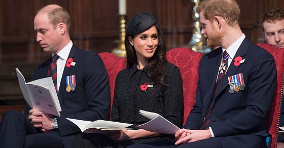 Видео дня: новоиспеченный отец принц Уильям едва не заснул во время ...