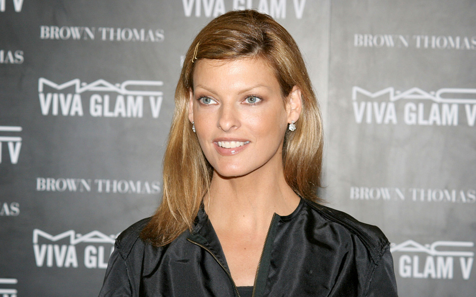 Лінда Євангеліста опублікувала архівні фото з 16-річним сином від ...