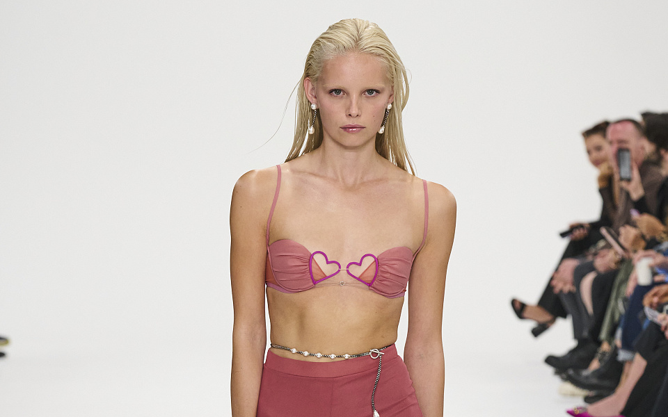 Тренд сезону весна-літо 2023: чому всі в захваті від heartcore